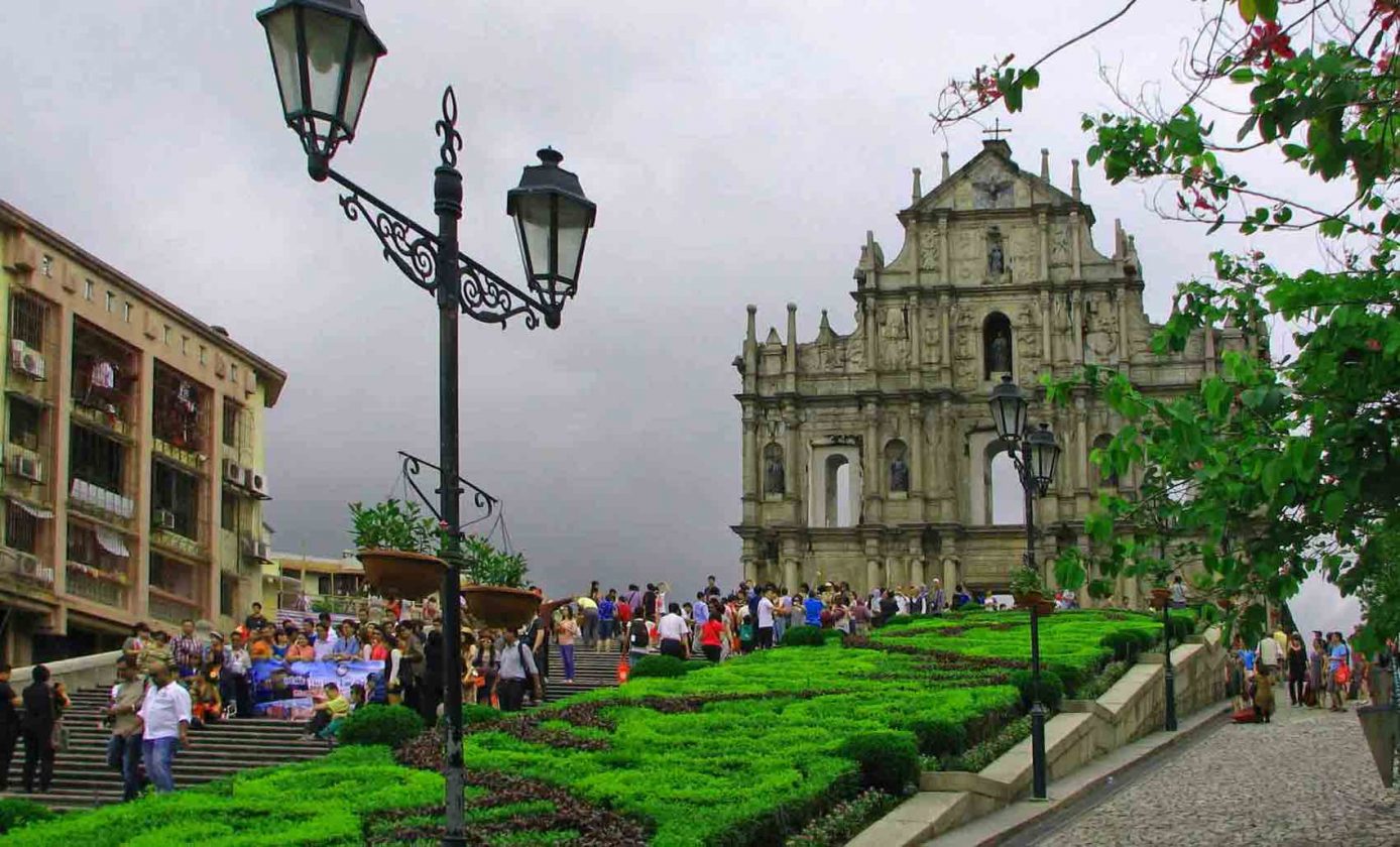 The thrilling City of Macau: A blend of East and West - King Goya
