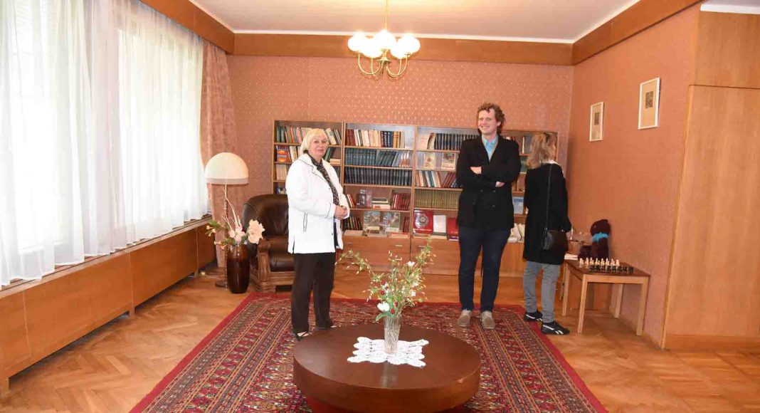 Putin’s house in Jurmala on the Northern Riviera - King Goya